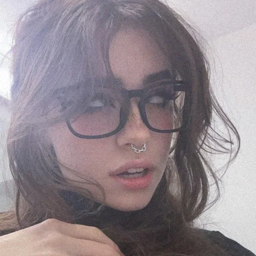 Hannah Owo Telegram stickers