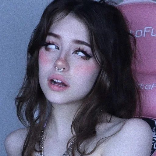 Hannah Owo Telegram stickers