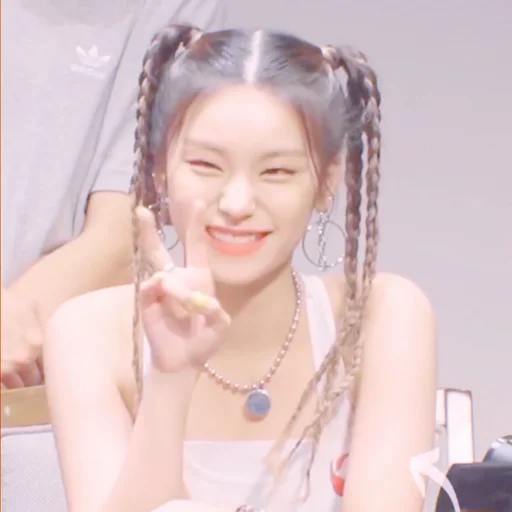 4 Telegram Sticker 🦋 from «yeji» pack